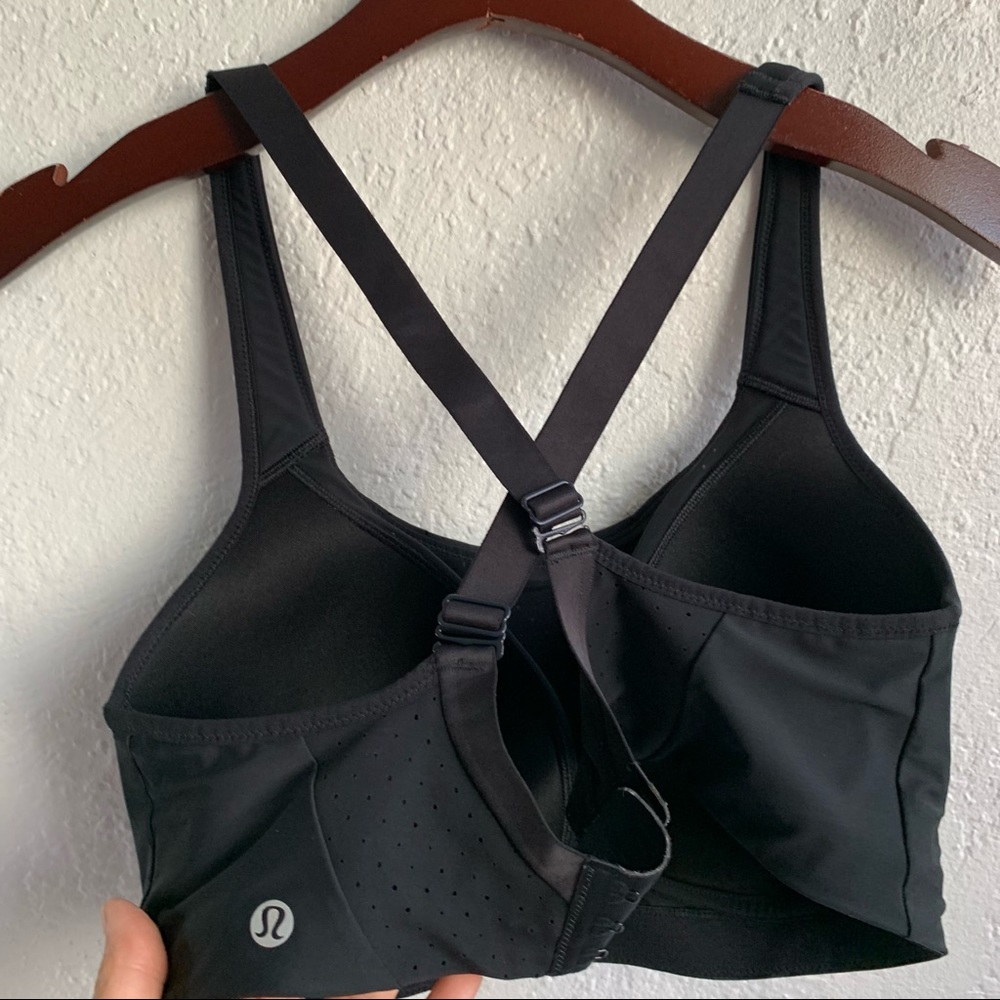 Lululemon Brassiere - Gem